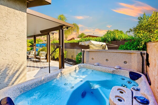 30+ Stay! Perfect Family Getaway -Pool/spa* - Palm Springs, CA