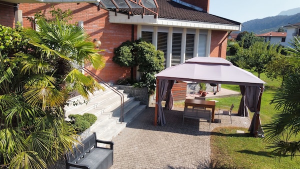 Lilly House - Garden, Barbecue, Free Parking, Wifi, 5 Mins From The Lake By Car - Luino