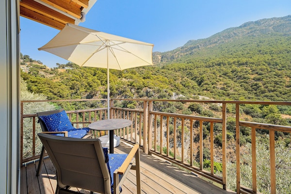 A Luxurious Haven Nestled In A Breathtaking Landscape Between Mountain And Sea. - Kayaköy