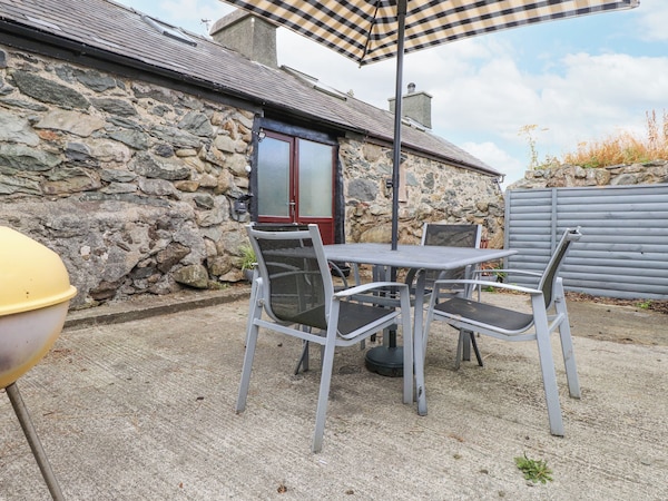 Quarry Cottage, Family Friendly, With Open Fire In Bethesda - Bethesda
