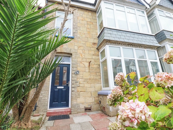 Serendib Cottage, Pet Friendly, Country Holiday Cottage In Newquay - Crantock