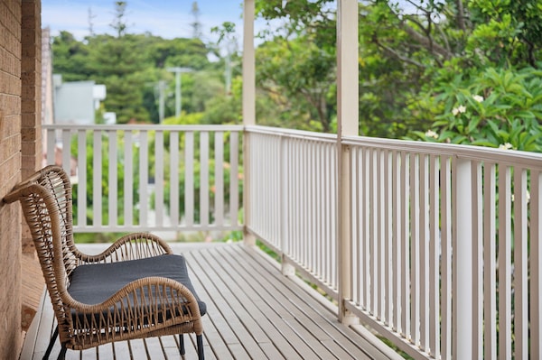 Just Added!!! Escape To A Stunning Coastal Getaway In Sawtell, Nsw! - Coffs Harbour
