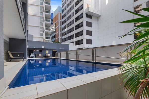 Sydney -  Ks355 - Kent St - Central 1br With Balcony, Pool Walk To Opera House - Sydney