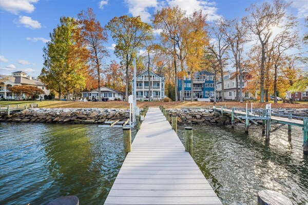 Waterfront- 5-bedroom House With Dock In Charming North Beach - Chesapeake Beach, MD