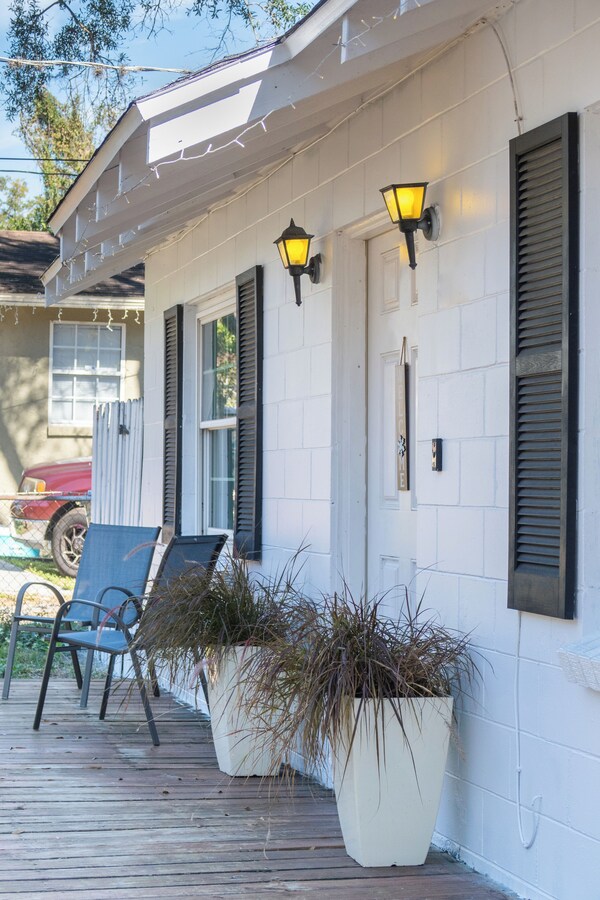 Cozy Home Near Busch Gardens / Adventure Island / Usf - Tampa, FL