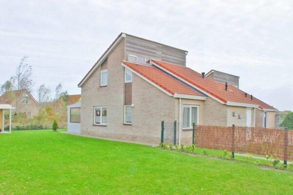 Bungalow In Zeeland With Large Garden - Breskens