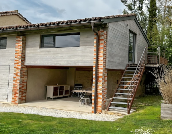 Studio Vue Panoramique, 3*, 3 Pers Avec Piscine, à Fiac Tarn - Graulhet