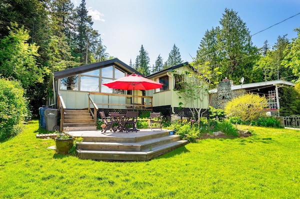 3br Weaver's Cottage On Peaceful Guemes Island - Orcas Island, WA