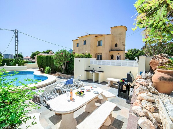 Gezellig Appartement In Vakantiehuis Met Wifi, Airco, Privé Zwembad, Tv, Patio En Parking - Benissa