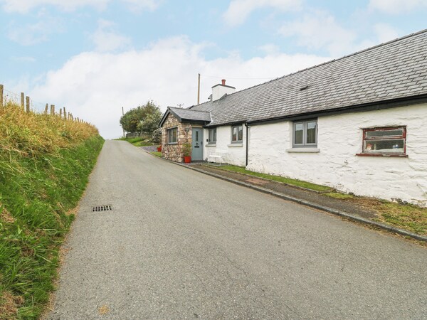 Penrallt, Family Friendly, Luxury Holiday Cottage In Rhydlydan - Snowdonia National Park