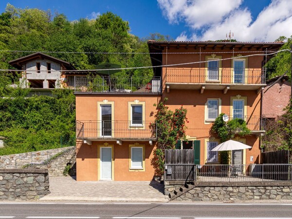 Bellissimo Appartamento Per 4 Persone Con Wifi, Tv, Terrazza E Parcheggio - Domaso