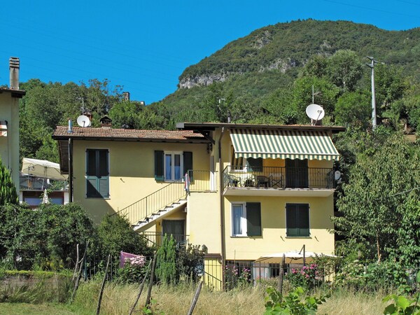 Acogedor Apartamento Con Wifi, Tv, Balcón, Mascotas Permitida, Vista Panorámica Y Aparcamiento - Cólico