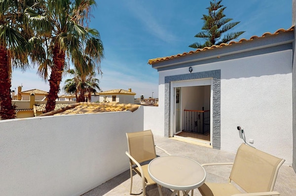 Sucina - 3 Bed Villa - Sleeps 6 - Pet Friendly - San Javier