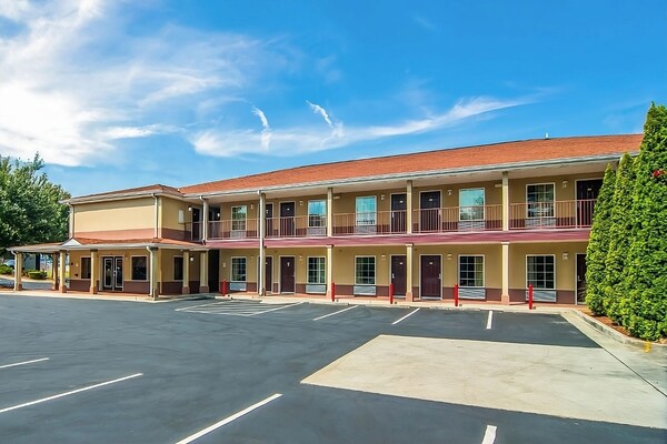 Free Parking! Martin Luther King Jr. National Historic Site Tour! - Paradise Island, Austell