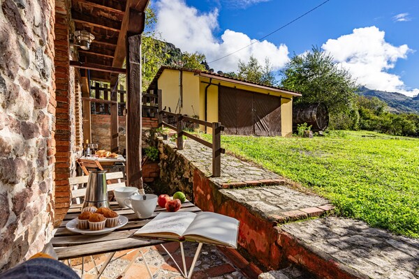Cabane De Luxe Avec Bain à Remous Près De La Rivière Sella Et Des Pics D'europe - Cangas de Onís