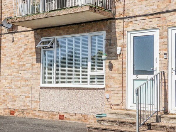 3 Elm Court, Pet Friendly, With A Garden In Hythe - Dymchurch