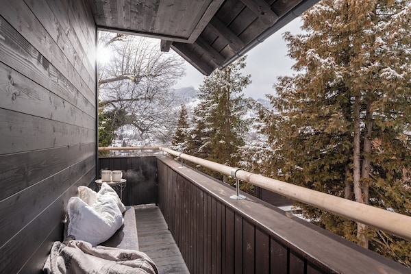 This Renovated Apartment Offers A Perfect Combination Of Living Space On 60m². - Kitzbühel