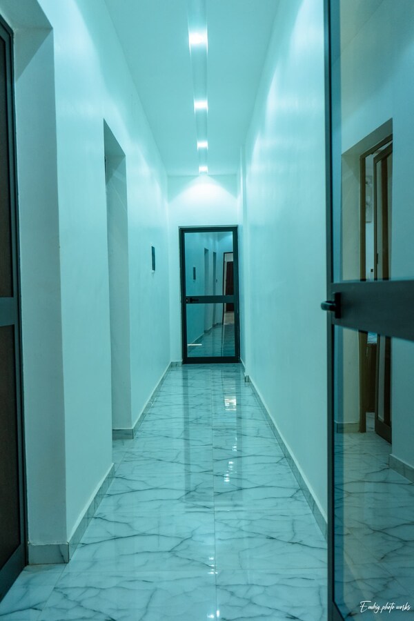 Cozy 2-bedroom Apartment With Ac, Wifi, Security Agent In Charming Lome - Lomé