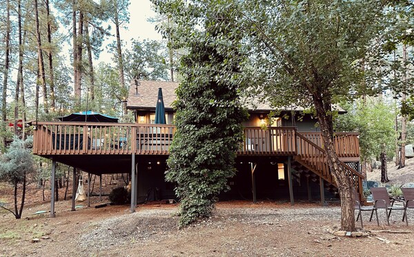 Cozy 4-bedroom Cabin In Charming Prescott Pines, Minutes To Goldwater Lake - Prescott Valley, AZ