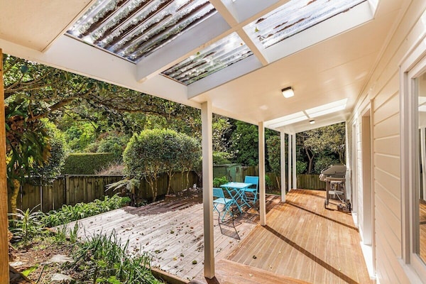 Serene 2br Home W Grill & Yard - Auckland