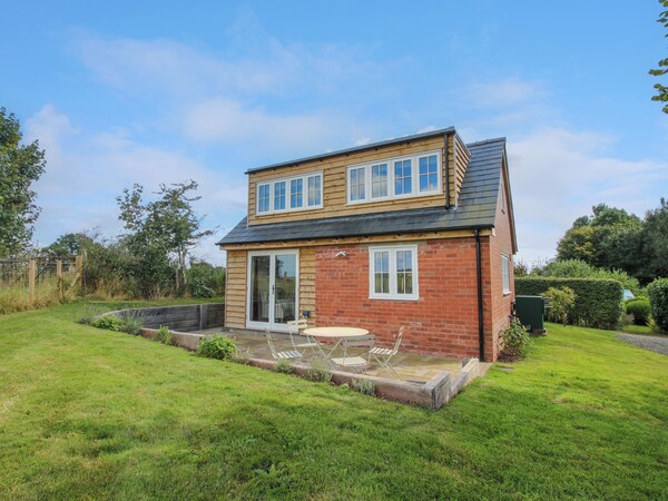 Rose Cottage, Family Friendly, With A Garden In Garway - Forest of Dean