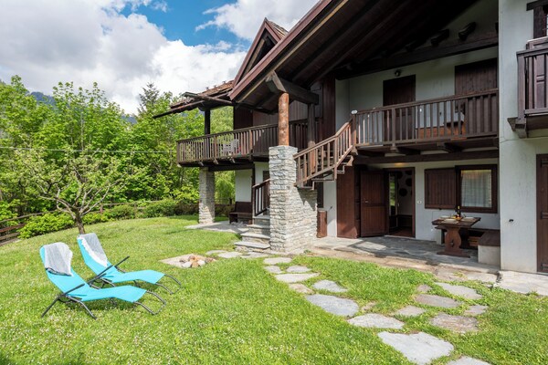 Cozy Apartment With Garden In Courmayeur, Courmayeur, Italy - Courmayeur