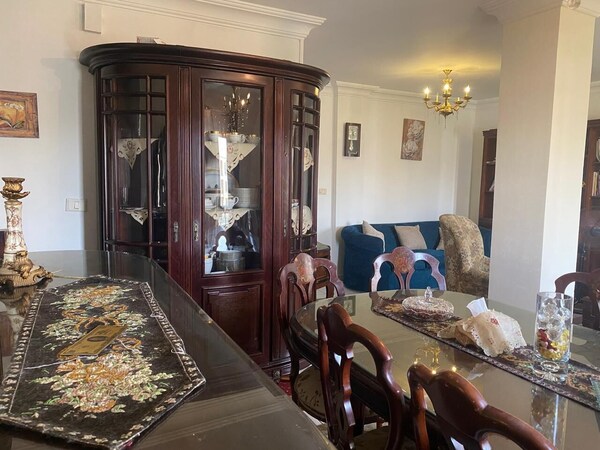 Elite Shared Apartment Stay With Me Females Only-15 Minutes To Cairo Airport - Cairo