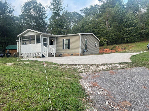 Charming 3-bedroom Mobile Home With Wifi And Ac Close To Lake Hartwell - 클렘슨