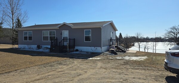 Charming 2-bedroom 2 Bath Home On 1.33 Acres With Wifi, Ac In Quaint Underwood - Minnesota