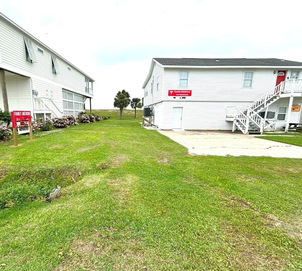 Beachfront Redfish- Coastal Realty Group - Grand Isle, LA