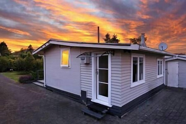 Cosy Lockwood In Town - Taupō