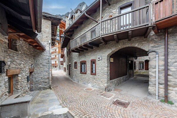Appartamento 3 Camere Letto Courmayeur, Courmayeur, Italy - Courmayeur
