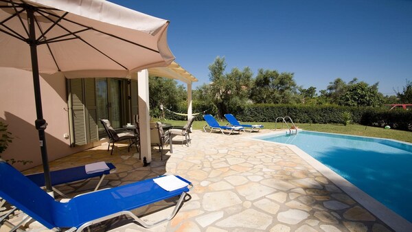 Country House 'Villa Fotini' With Wi-fi And Air Conditioning - Lefkada