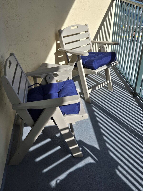 Newly Renovated 1 Bedroom Condo With Sunrise And Sunset Views At Sunglow Resort! - Ponce Inlet, FL