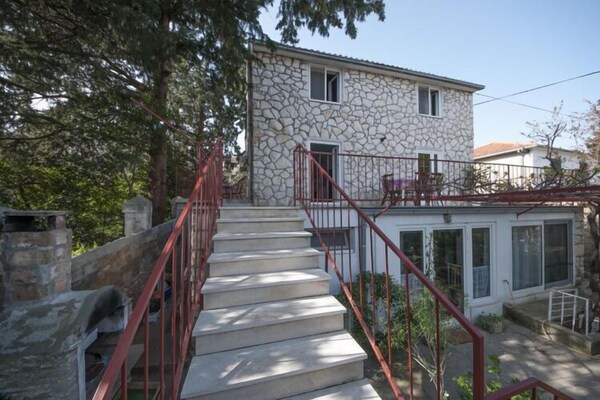 Apartment Villa Dd - Four Bedroom Apartment With Terrace Sea View (St) - Postira