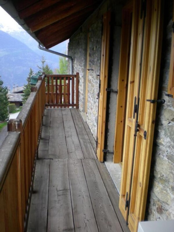 Appartamento 'Bilocale Vista Monte Bianco' Con Vista Sulle Montagne, Giardino In Comune E Balcone - Cogne