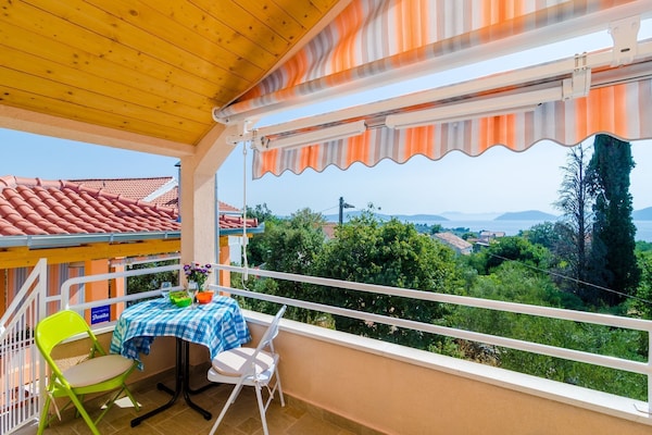 Apartments Donita - Standard Two Bedroom Apartment With Balcony And Sea View - Slano