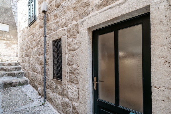 Lavender Room - Double Room (Ground Floor) - Dubrovnik