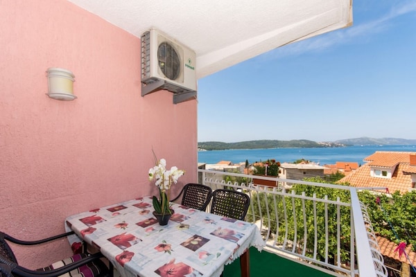 Villa Stil - One Bedroom Apartment With Balcony And Sea View 102 - Trogir