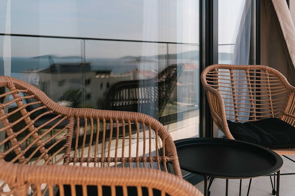 Villa La Ze - Three Bedroom Villa With Swimming Pool - Rogoznica