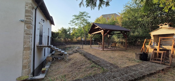 Fabulous Abruzzo Villa Sirente View - Abruzzo
