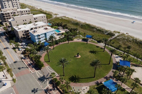 Oceanfront Seaview Retreat - Jacksonville Beach, FL