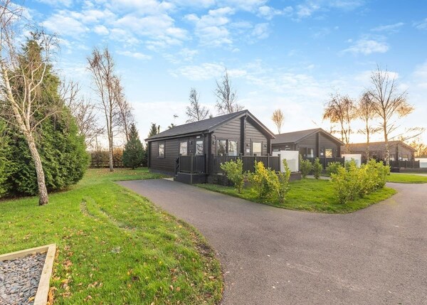 1 Bedroom Accommodation In Snainton Luxury Lodges - Yorkshire