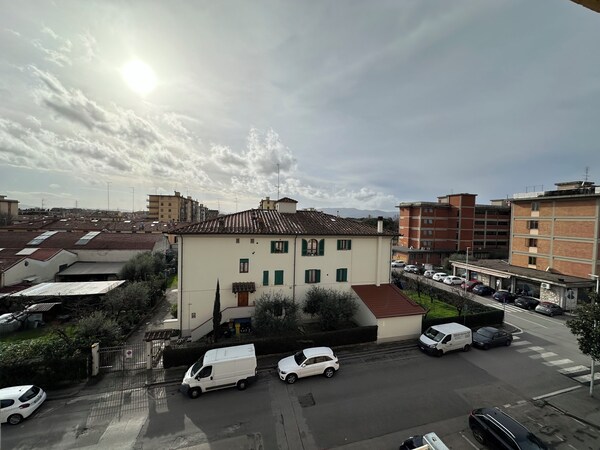 Marble Apartment In Prato - Prato