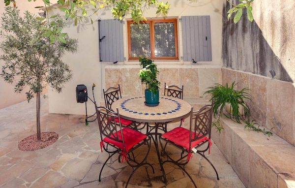 Schönes Haus In Monteux Mit Wlan - Carpentras