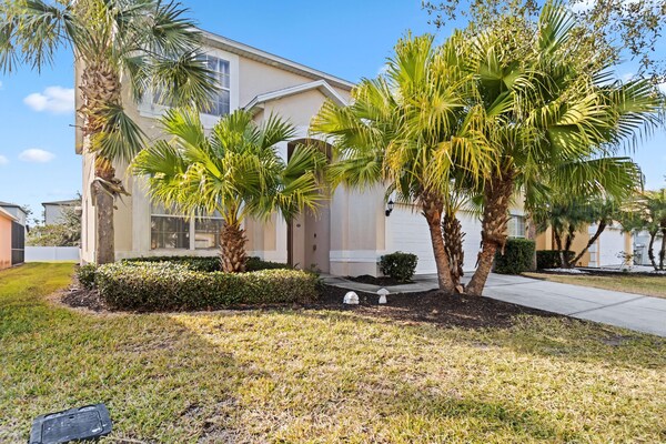 7/6.5 Beautiful Vacation Home With Private Pool, And Much More!! - Kissimmee, FL