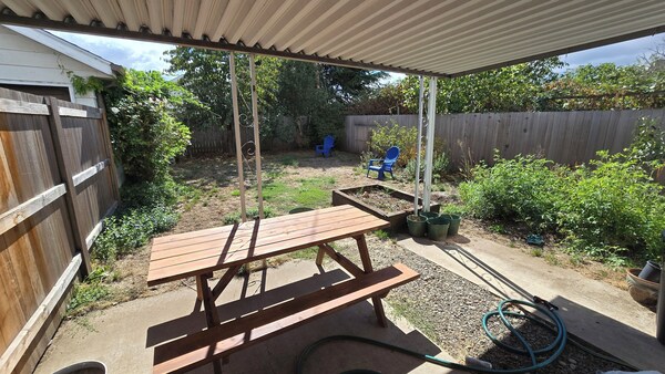 Charming And Spacious 2-bedroom House With Ac, Wifi In Delightful Albany - Oregon