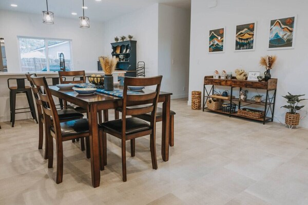 Dark Sky Chalet - Pet-friendly - Arizona