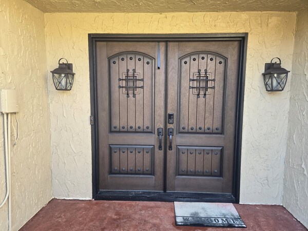 Two-bedroom Townhome In A Quiet Neighborhood With Private Parking And Wi-fi. - Splash pad, Bryan