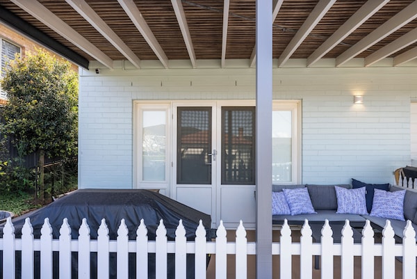 Pelican Pad - Full Linen * Air Cond * Fantastic Location * Bbq * Wifi * - South West Rocks